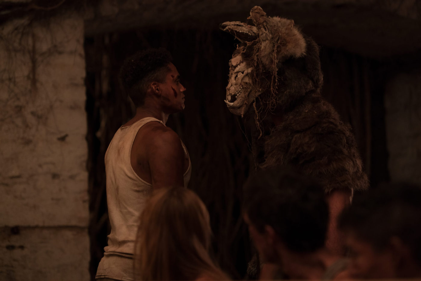 Wrong Turn (2021) Film Review [Spoiler Free] | Borrowing Tape